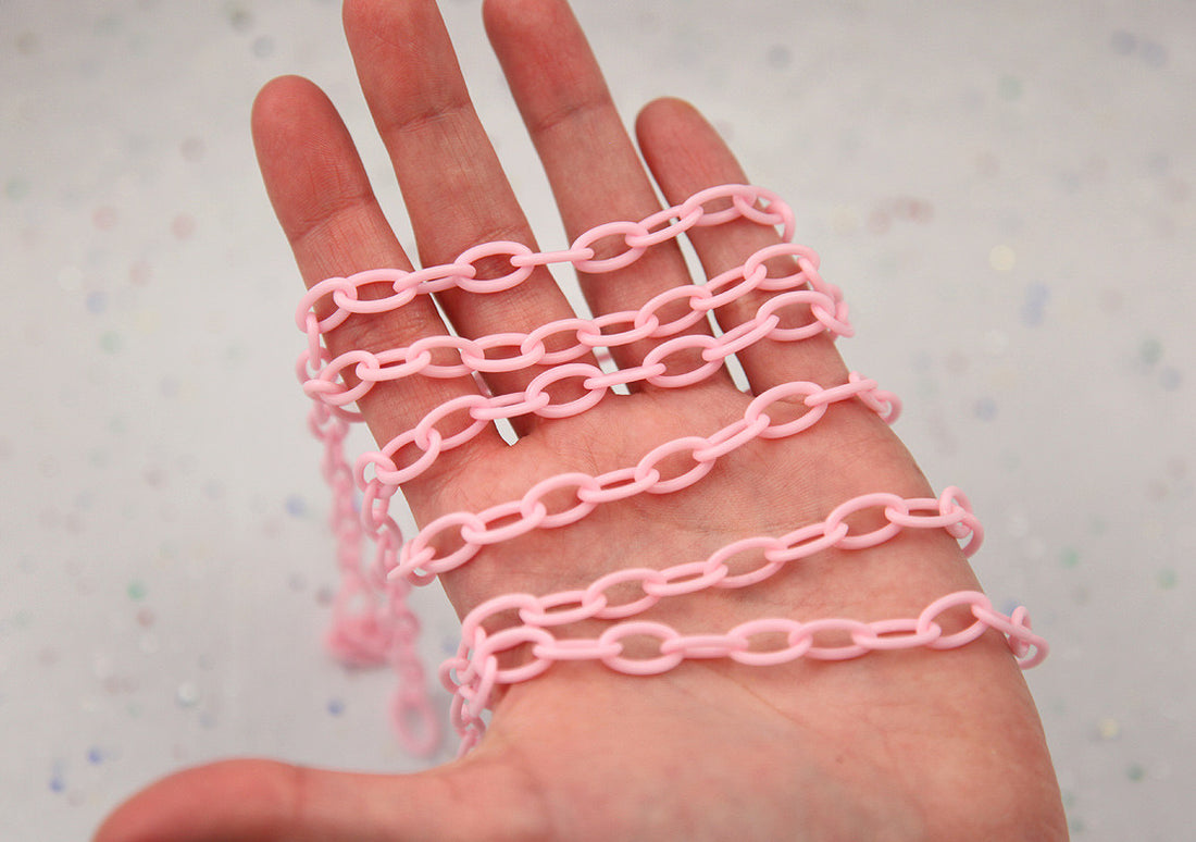 13mm Baby Pink Acrylic or Plastic Chain - 16.5 inch length / 42 cm len ...